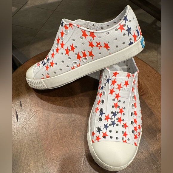 Native | Shoes | Native Jefferson Shoes Stars Pattern | Poshmark